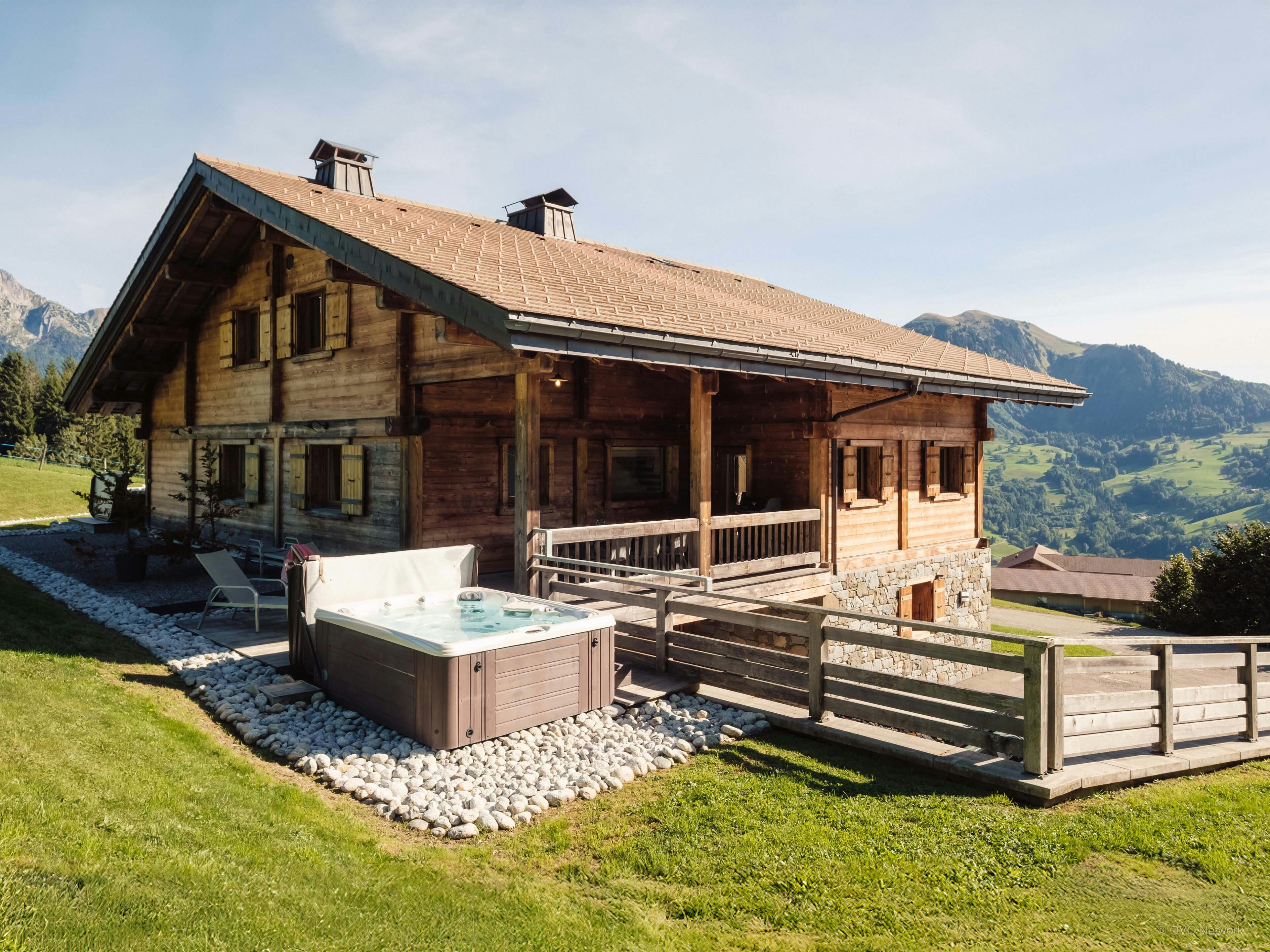 Pralor Le Peille - BEST PRICES / Official Site