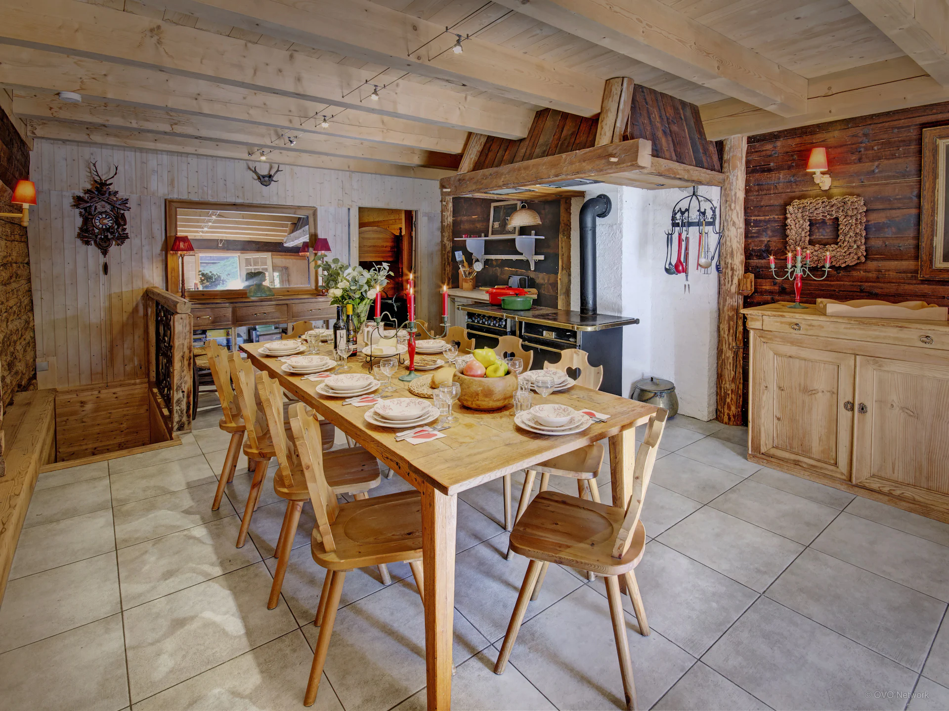 7 Traditional Dining Room Ideas for Your Alpine Property | OVO Network