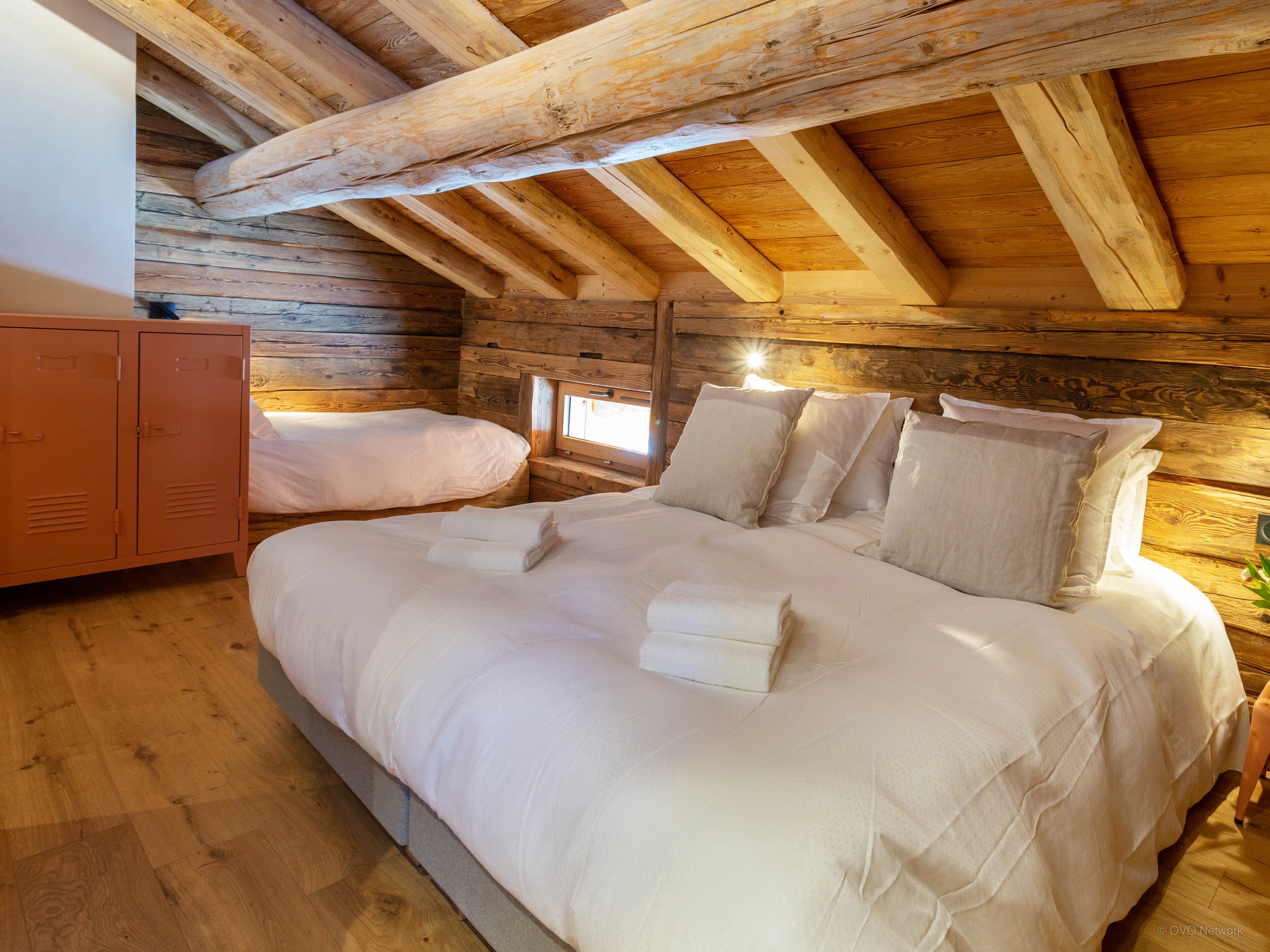 Chalet Sisar - MEILLEUR PRIX / Site Officiel
