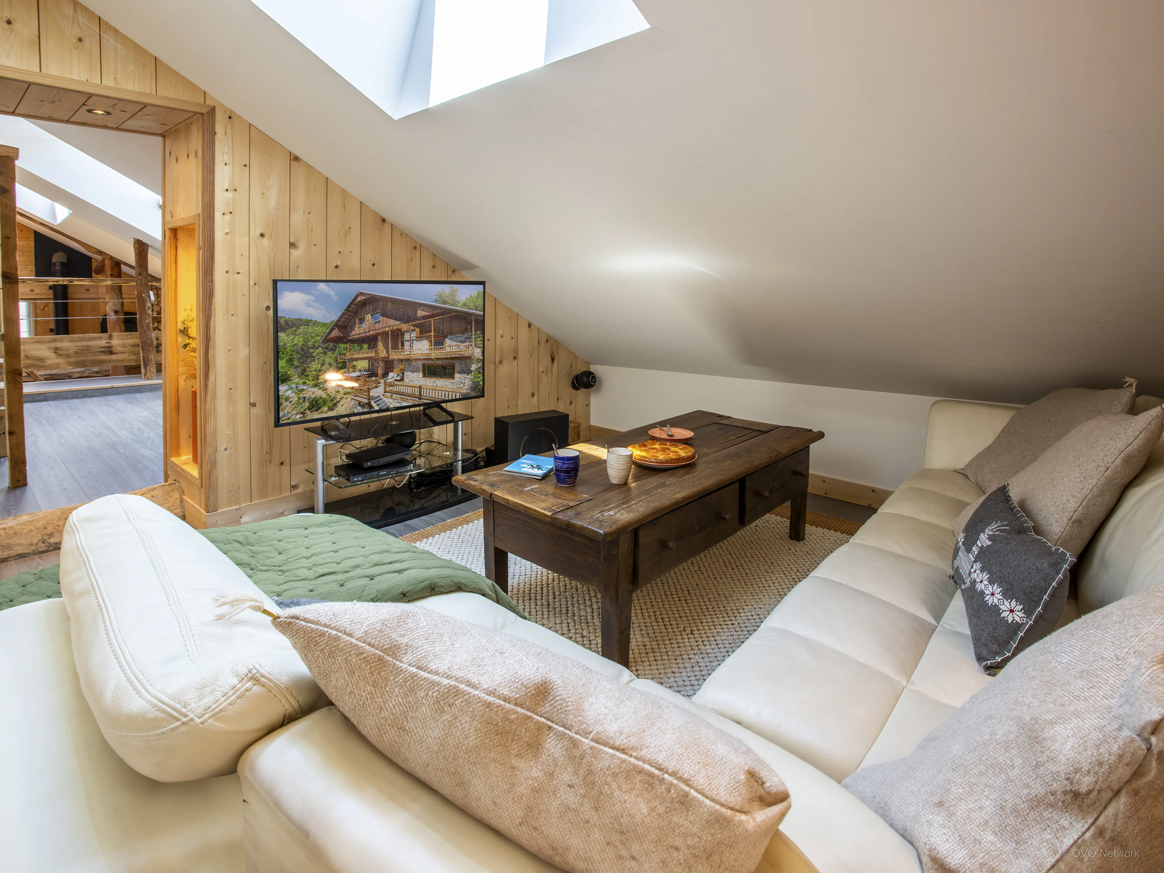 Chalet Bendo - BEST PRICES / Official Site