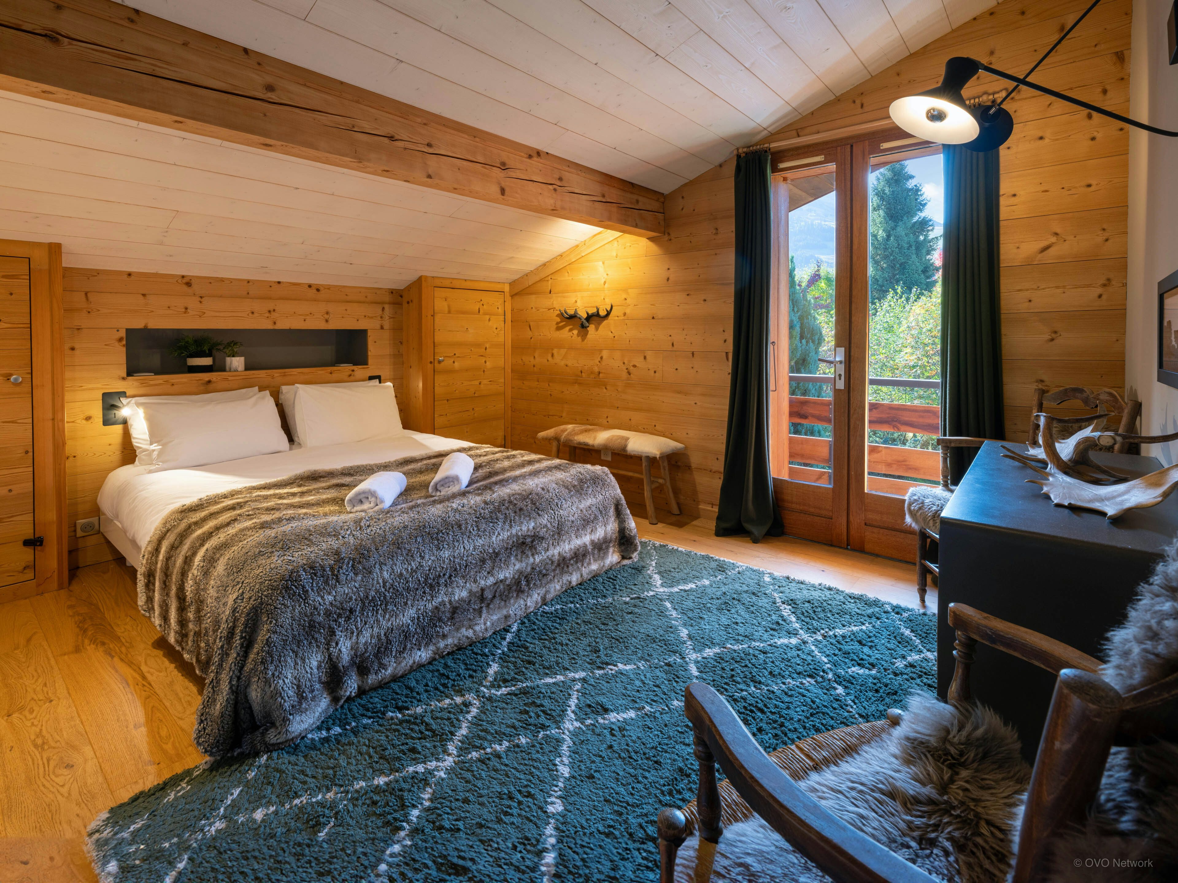 Chalet Paravis - BEST PRICES / Official Site