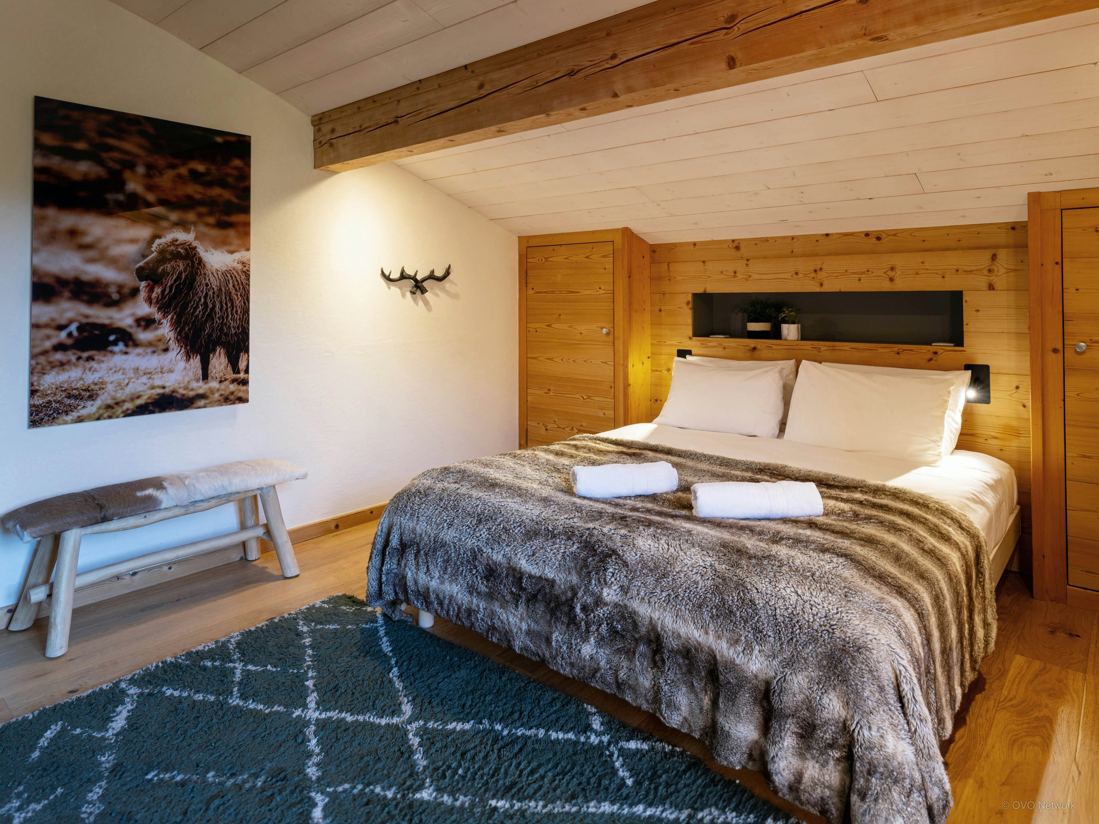 Chalet Paravis - BEST PRICES / Official Site